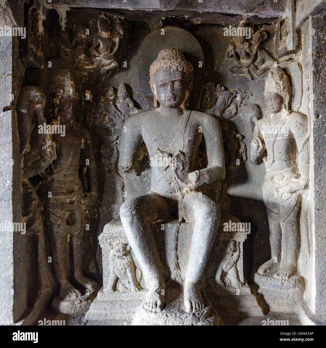 The Histroic Ajanta and Ellora Cave Complex in Aurangabad, Central ...