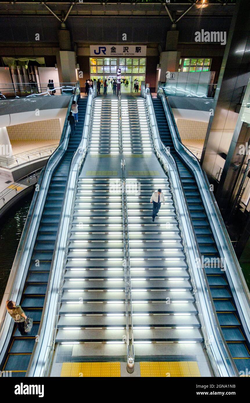Kanazawa Train Station, Night, Traditional, Modern, Fusion, Illuminated ...