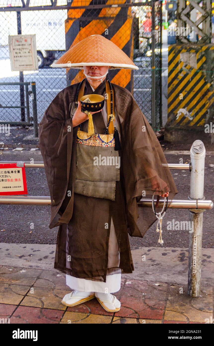 Shinto, Zen Buddhist, Monk, Begging, Streets, Tokyo, Traditional Stock ...
