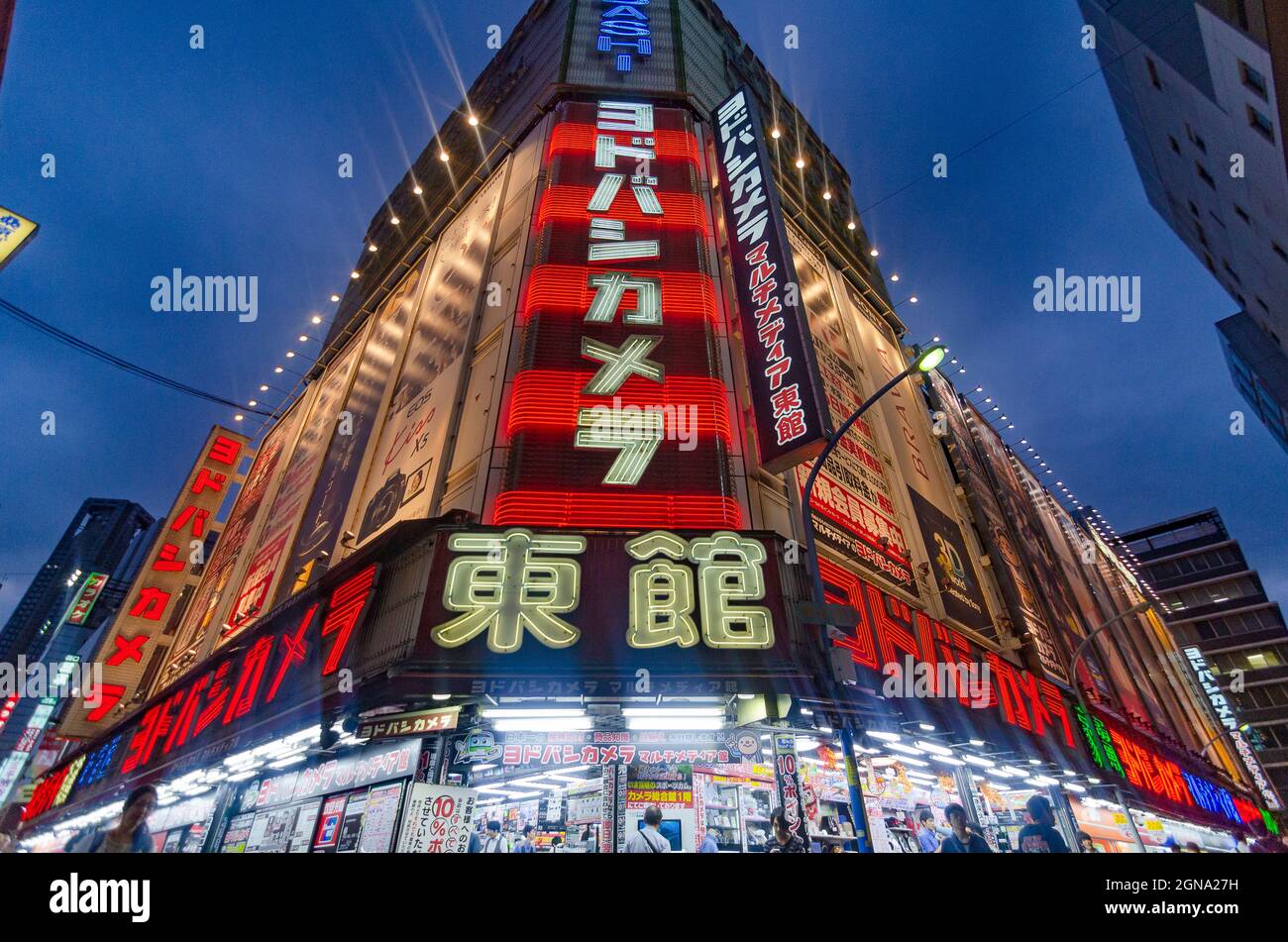 Tokyo, Neon-lit, Streets, Shinjuku, Shibuya, Japan, Neon signage ...