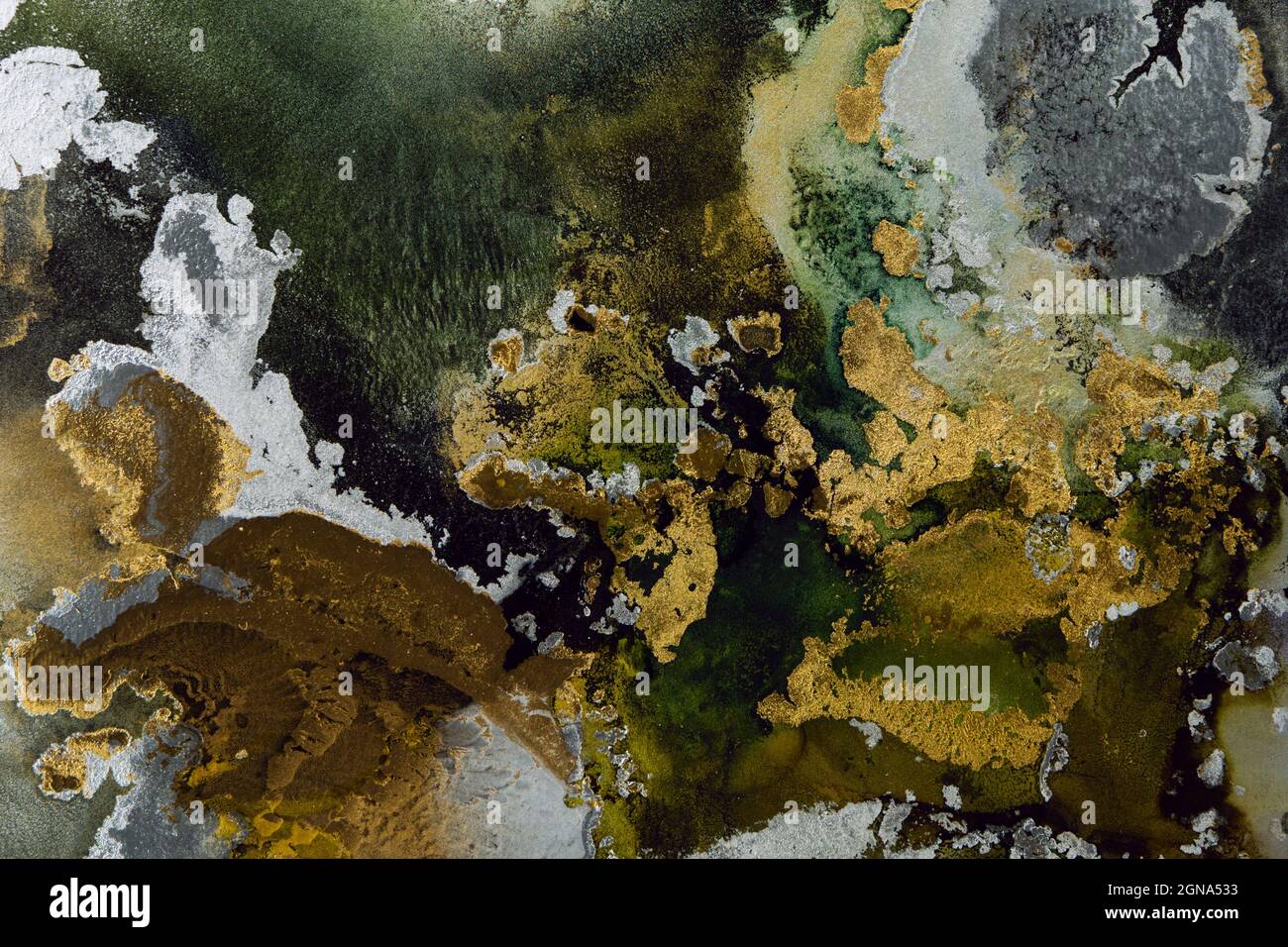 Golden Waves. Abstract Alcohol ink. Trendy wallpaper. Natural pattern ...