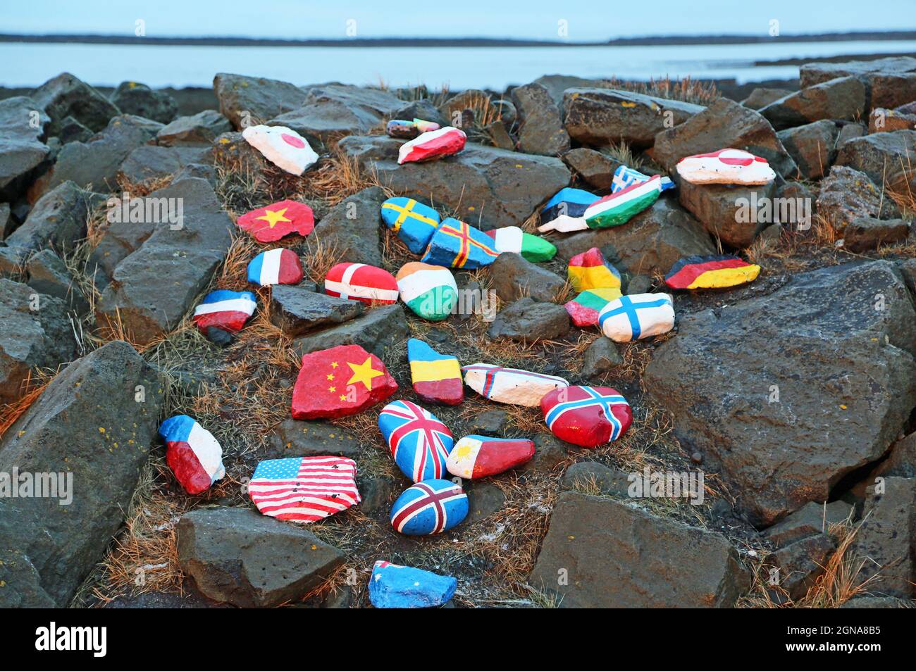 Painted rocks hi-res stock photography and images - Alamy