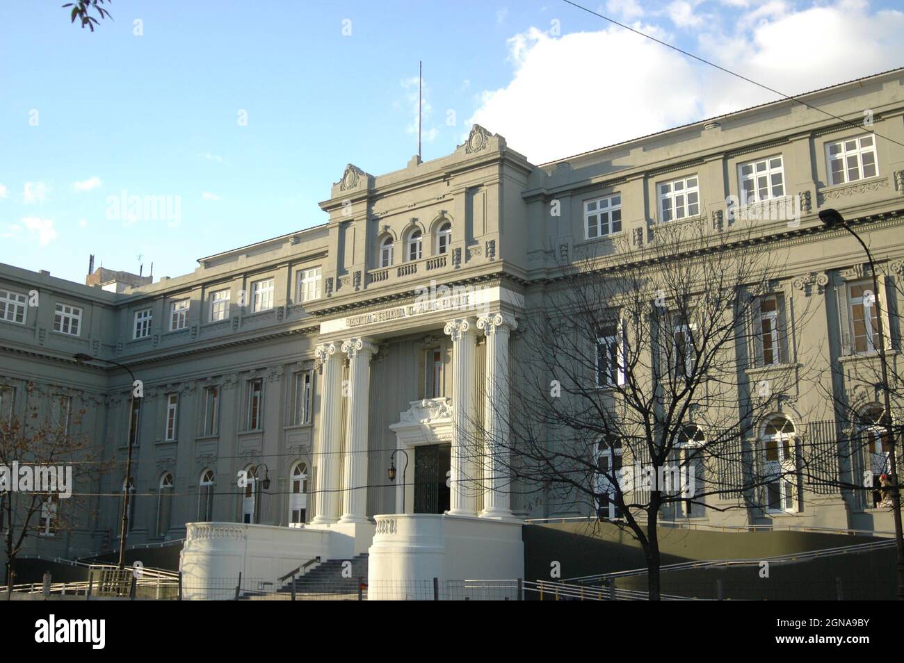 Facade of the hospital Dr. Ricardo Gutiérrez Health care system in Buenos Aires Stock Photo - Alamy