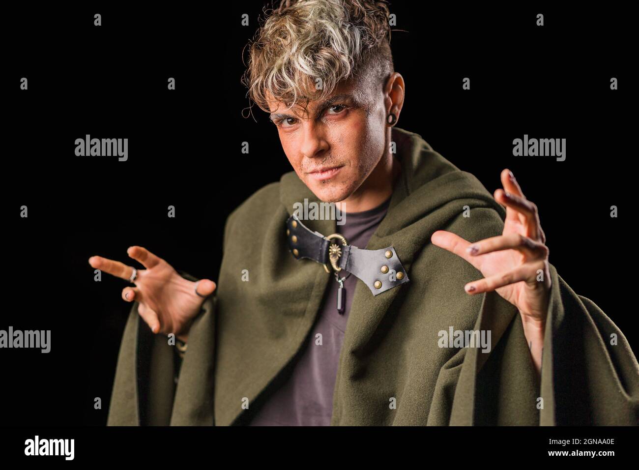 Celt druid costume and makeup. samhain halloween pagan origin mithology ...