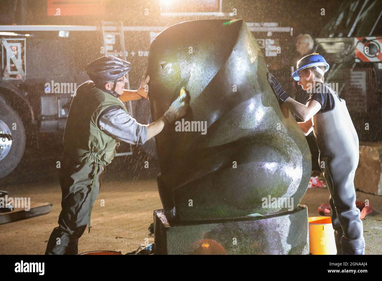 Wuppertal, Germany. 24th Sep, 2021. Elephant sculpture Tuffi is cleaned ...