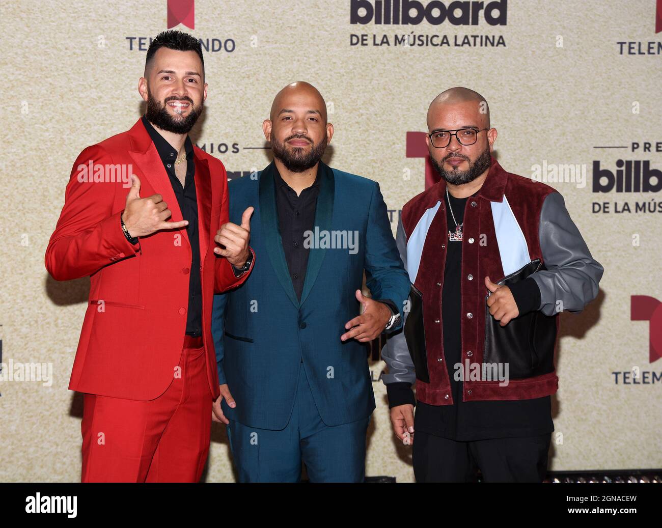 Los legendarios hi-res stock photography and images - Alamy