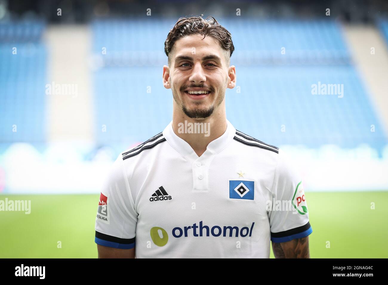 Ludovit reis hamburger sv hi-res stock photography and images - Alamy