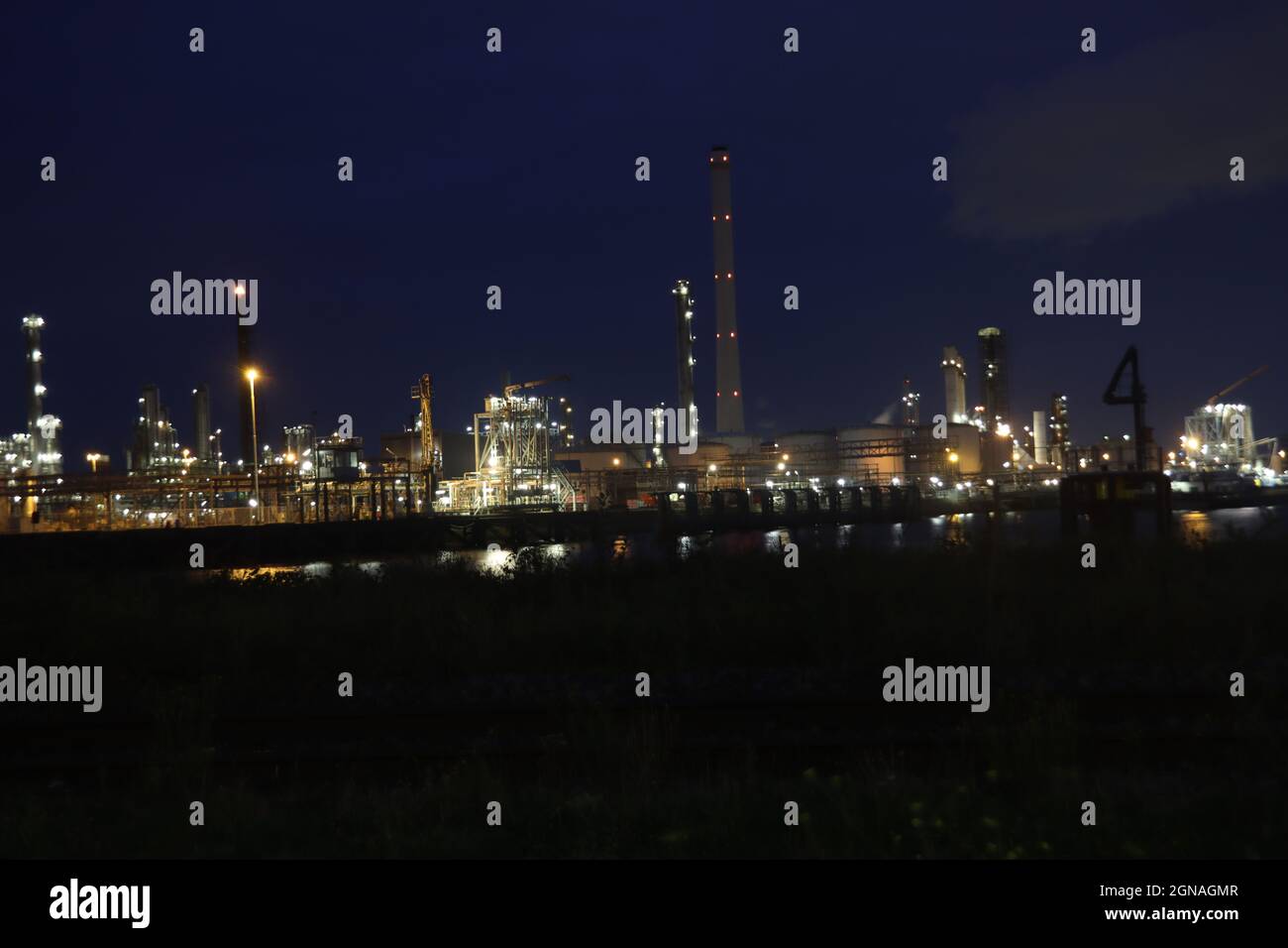 Exxonmobile hi-res stock photography and images - Alamy