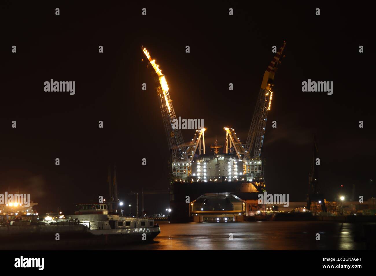 SAIPEM 7000 Pipelay Crane Vessel with lights in the Botlek harbor in ...
