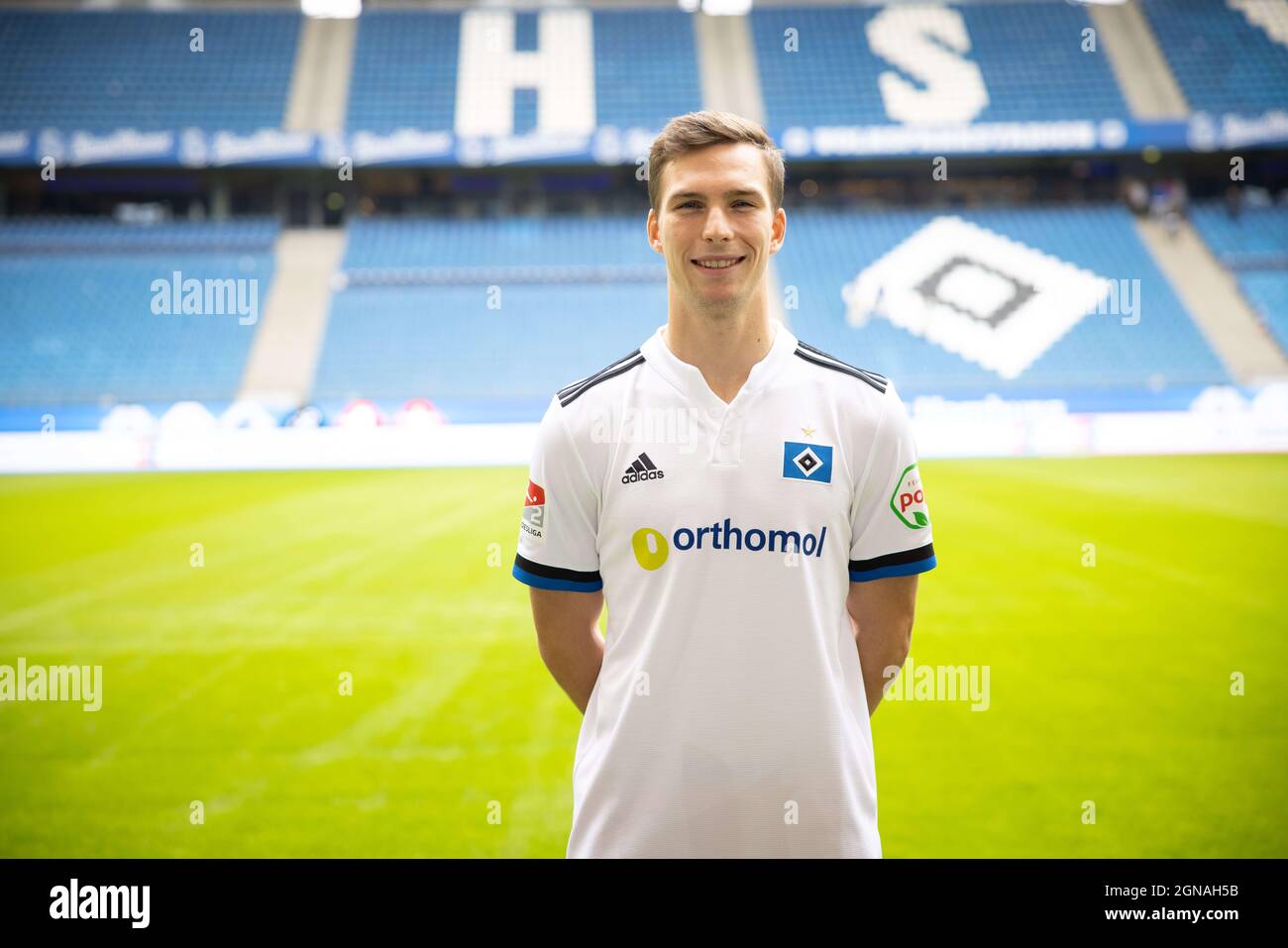 Robin meissner hi-res stock photography and images - Alamy