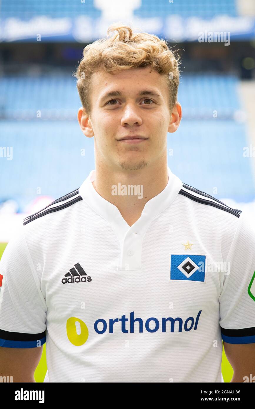 Anssi suhonen hamburger sv hi-res stock photography and images - Alamy