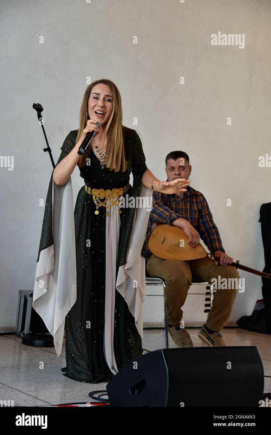 Hozan cane hi-res stock photography and images - Alamy