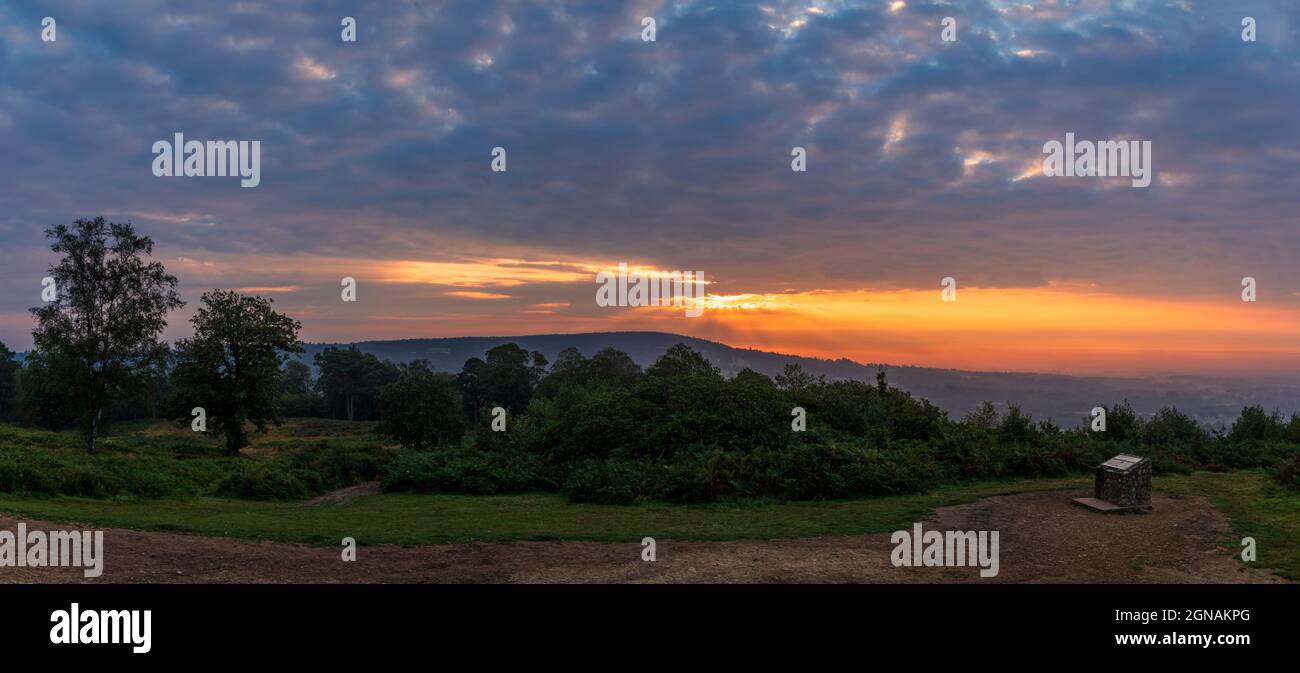 Holmbury hill view south hi-res stock photography and images - Alamy