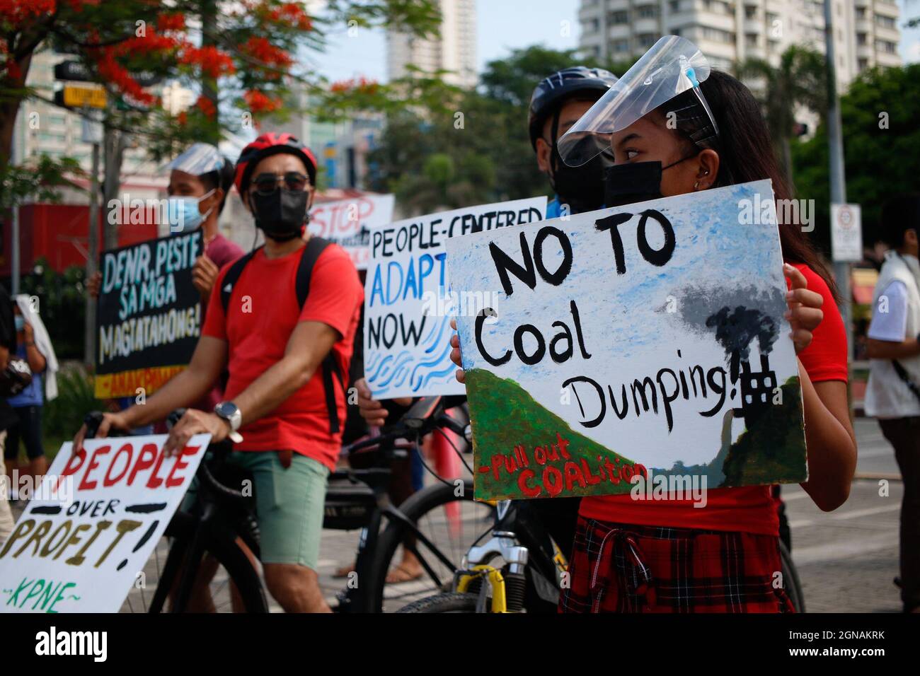 Filipino youth activists hi-res stock photography and images - Alamy
