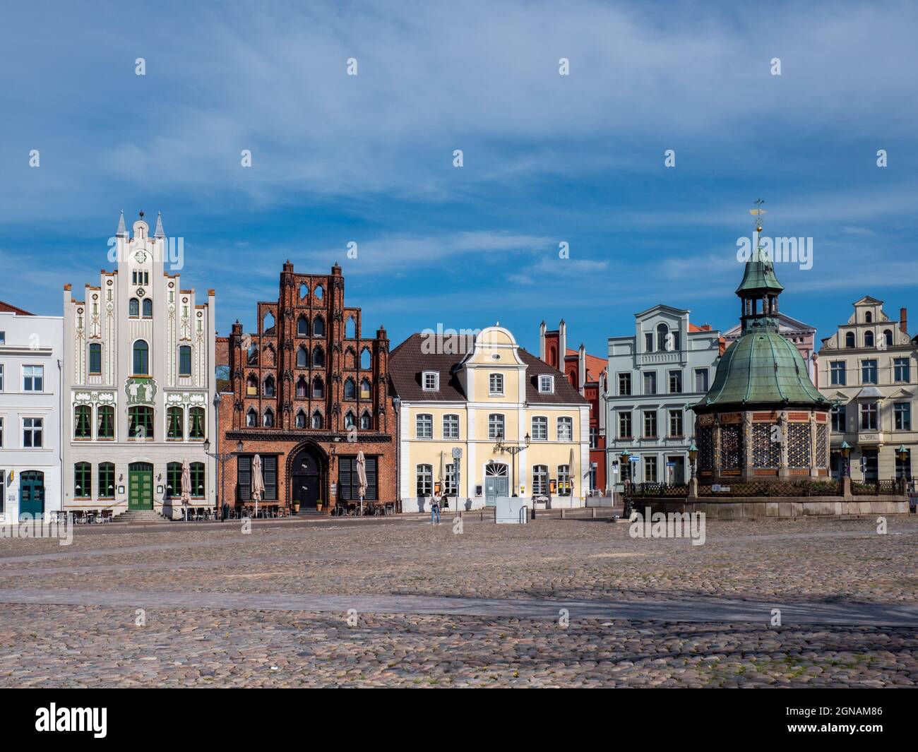 Old town of Wismar on the Baltic Sea Stock Photo - Alamy