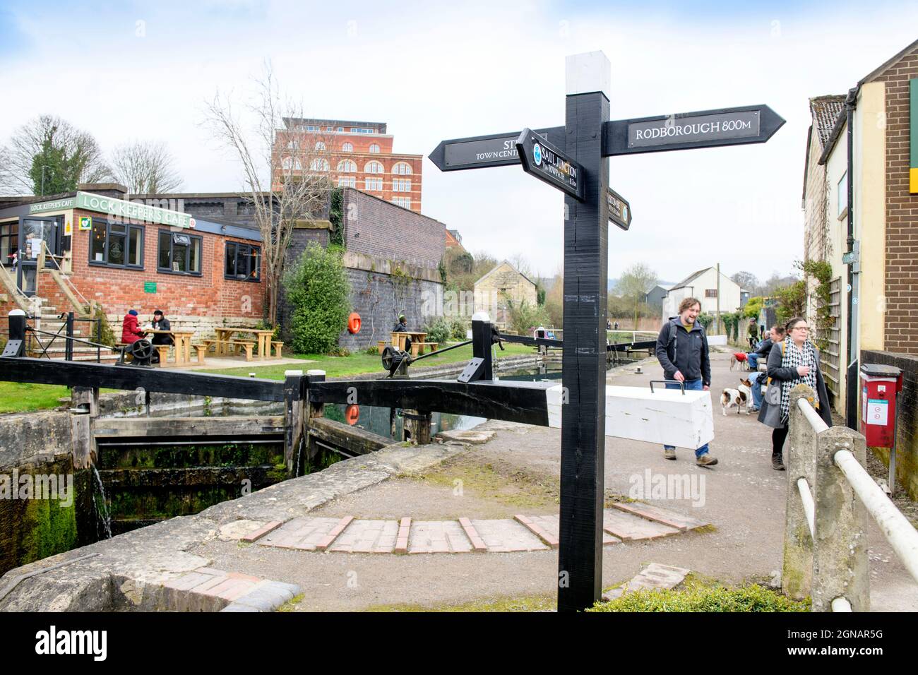 Wallbridge Lock on the Stroudwater Navigation Canal in the town of ...