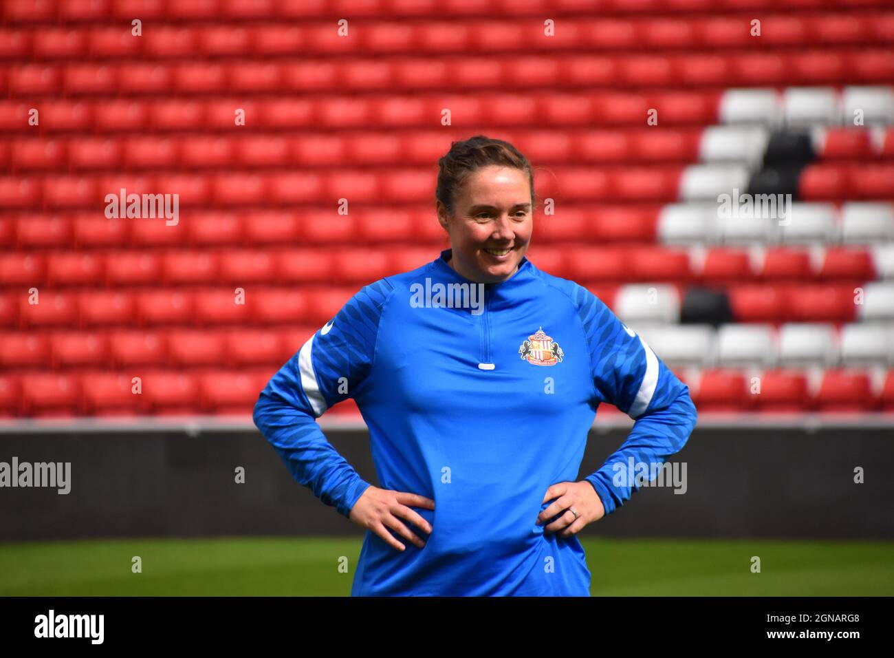 Safc ladies hi-res stock photography and images - Alamy