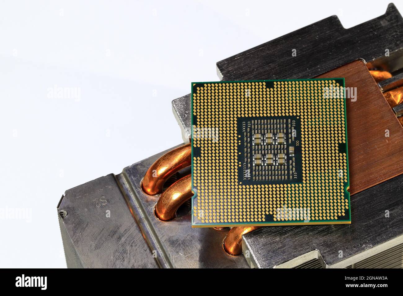 Close up Hight performance CPU with Aluminum and copper heat pipe ...