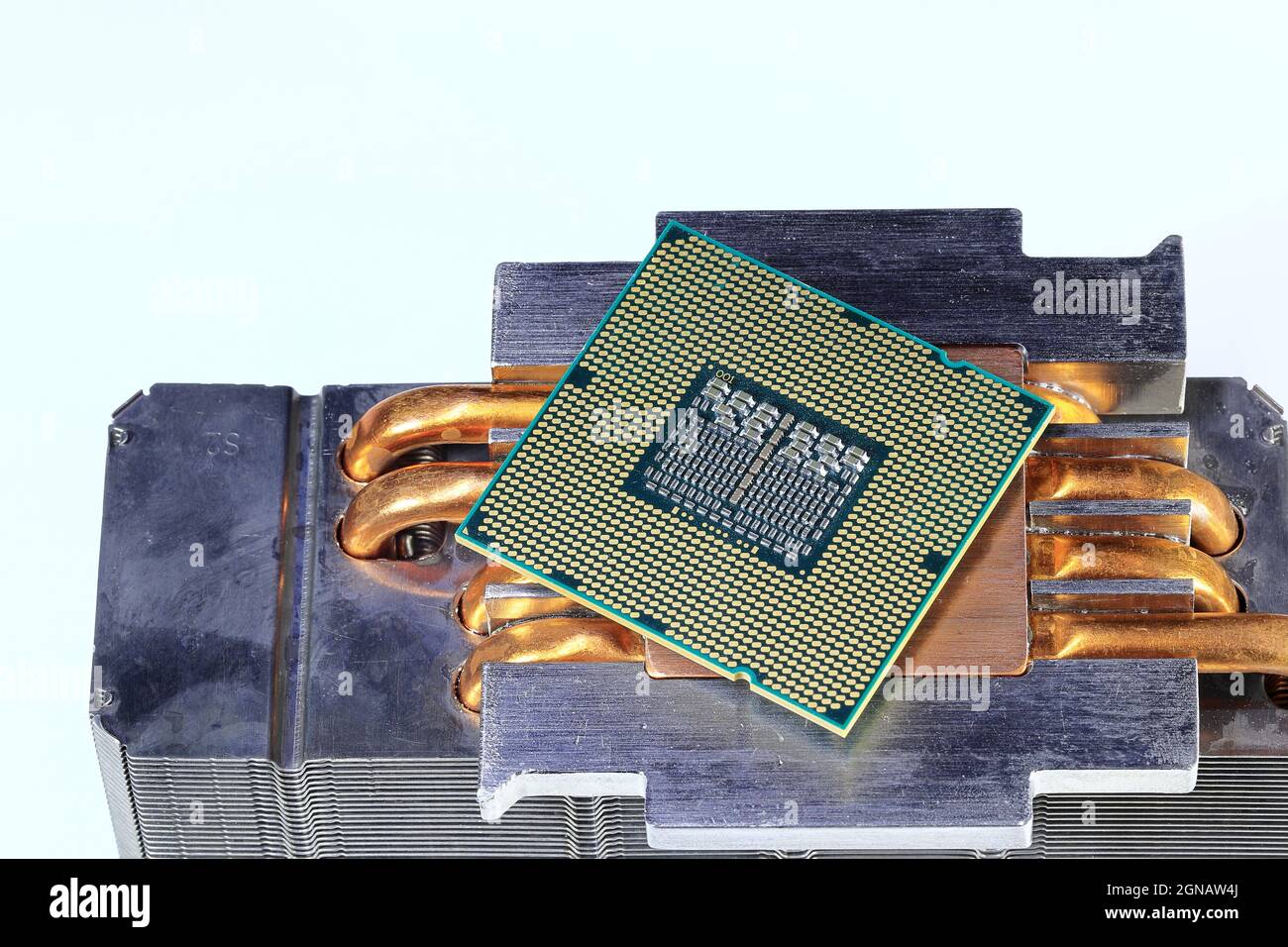 Close up Hight performance CPU with Aluminum and copper heat pipe ...