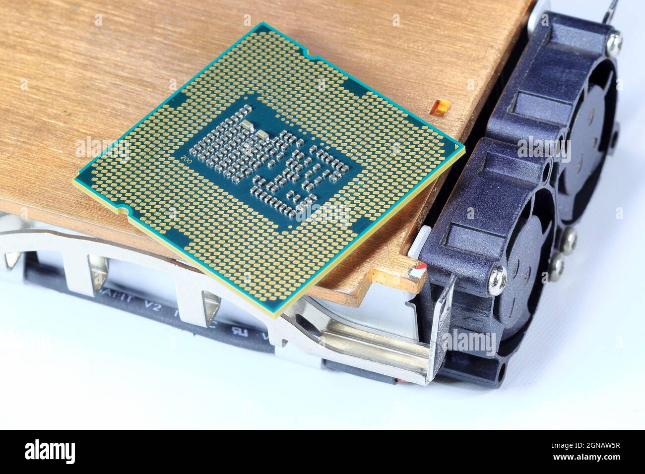 Close up Hight performance CPU with active Aluminum and copper heatsink ...