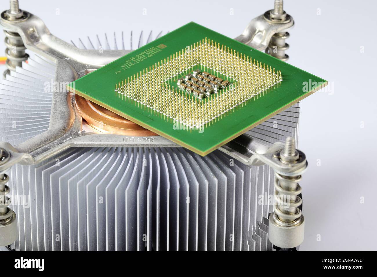 Close up Hight performance CPU with active Aluminum and copper heatsink ...