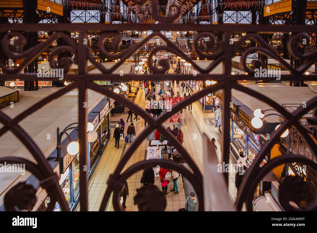 BUDAPEST, HUNGARY - November 2019: Budapest Great Market Hall (Central ...