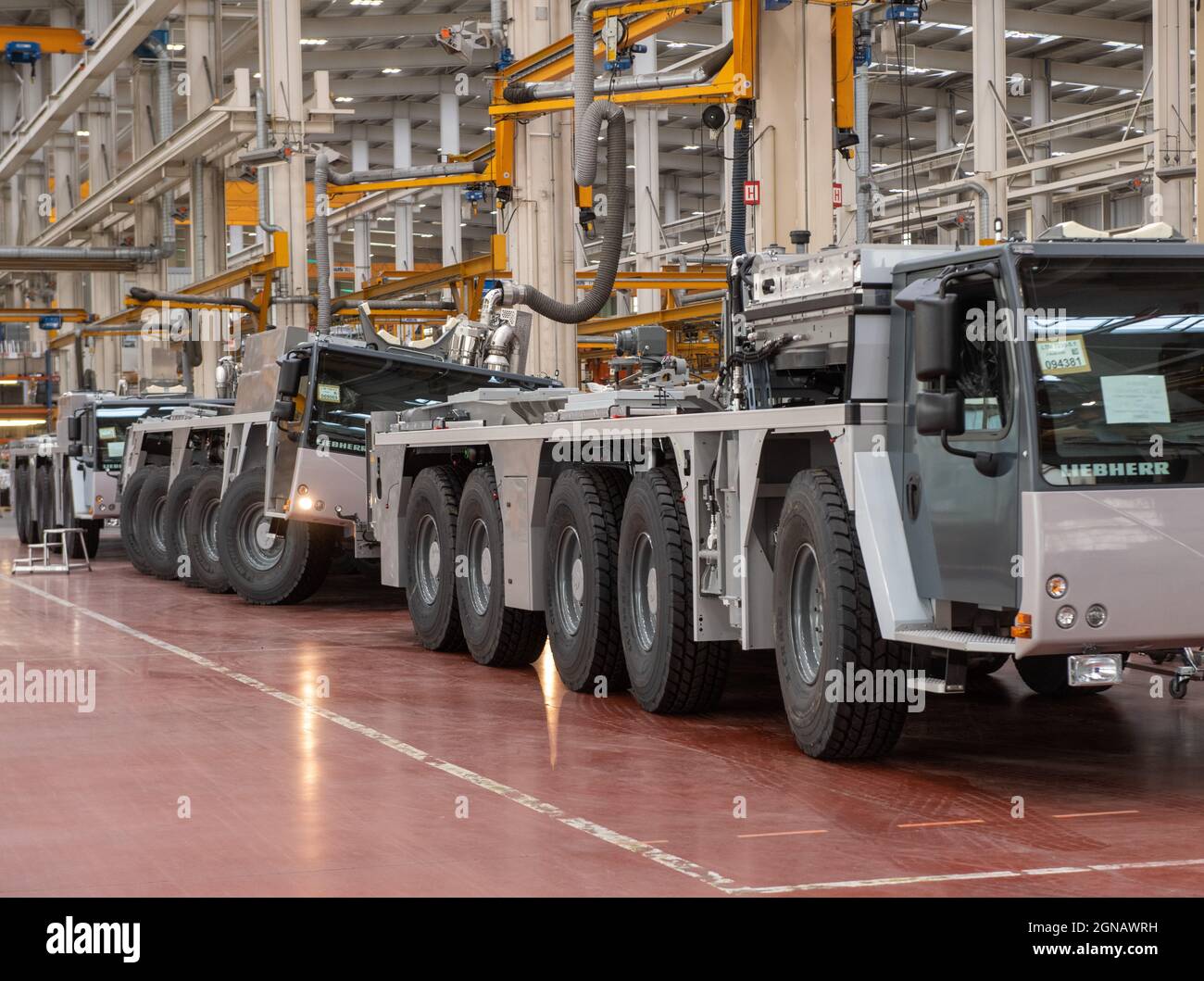 Ehingen, Germany. 26th Aug, 2021. The hydraulics are tested on the ...