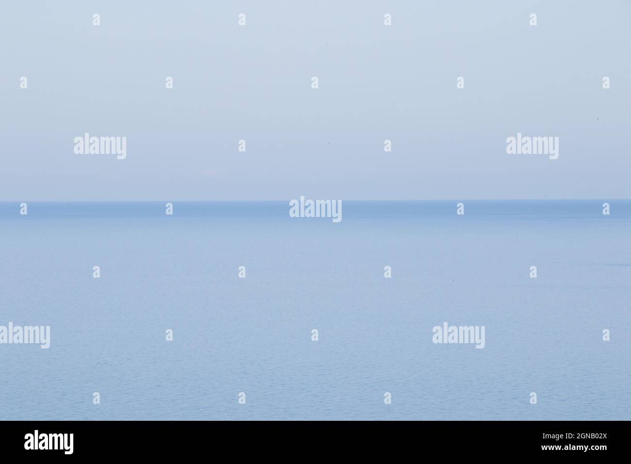 Blue sea horizon background, blue color gradient Stock Photo - Alamy