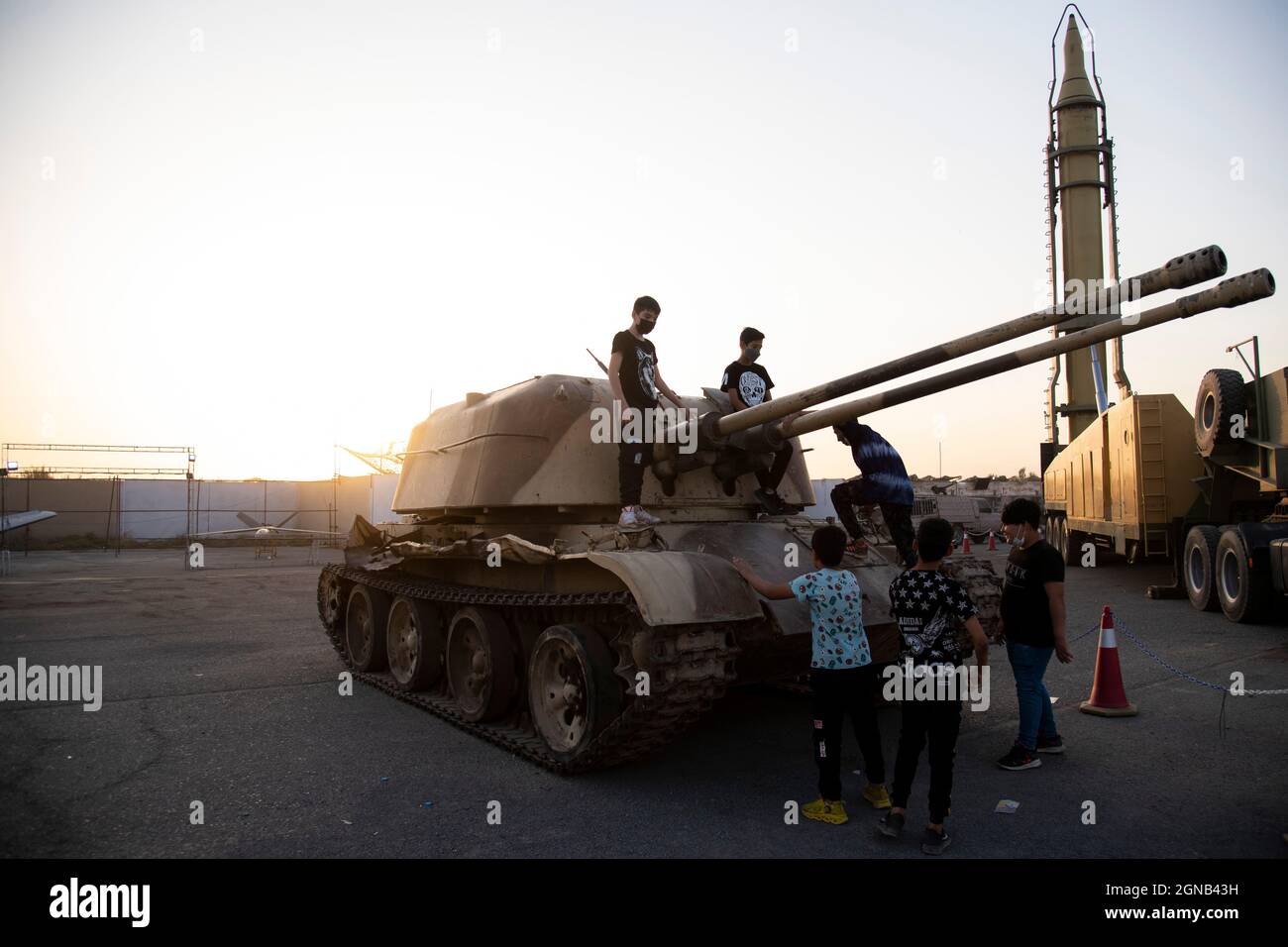 Iran iraq war 1980 88 hi-res stock photography and images - Alamy