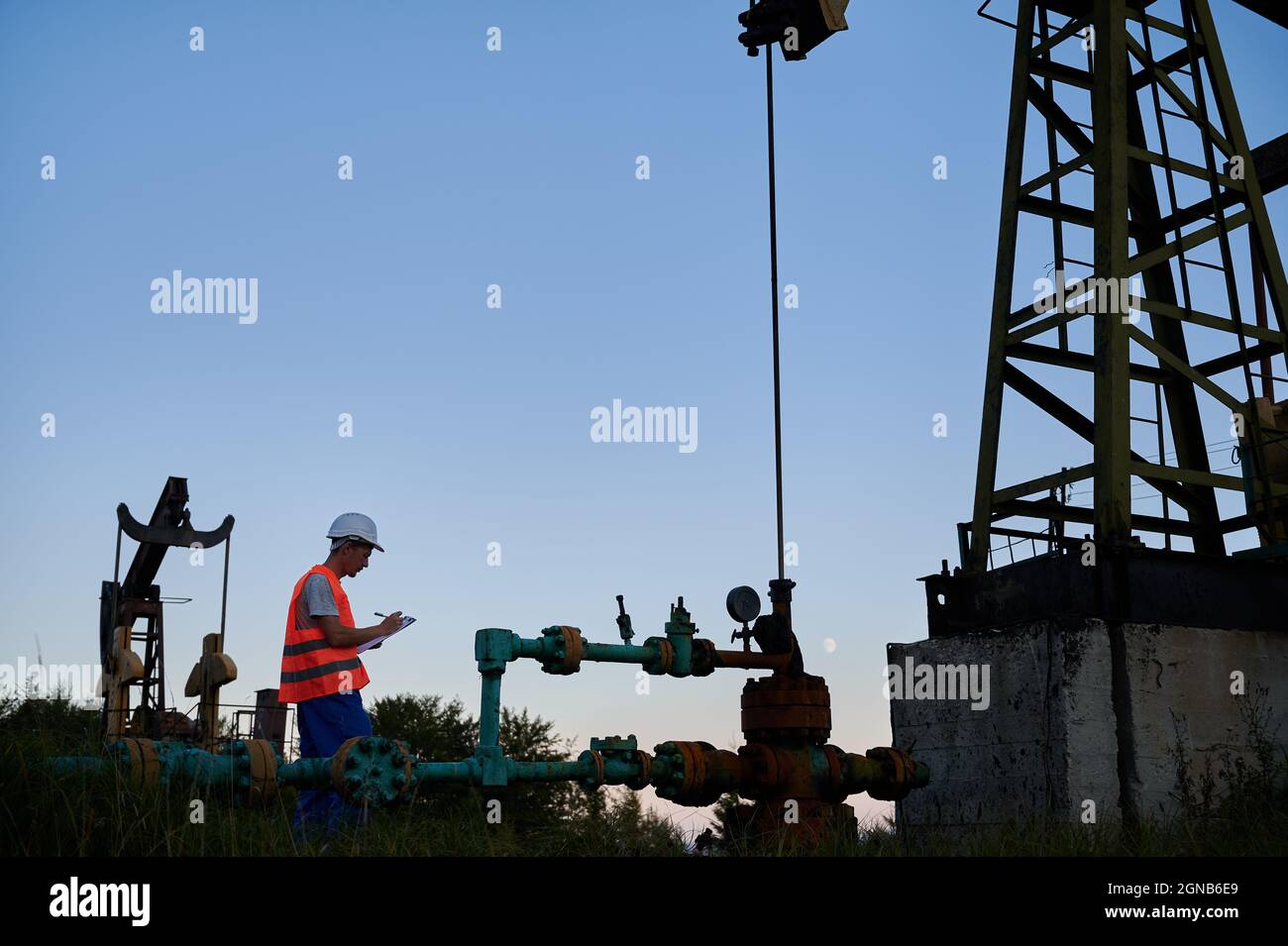 Pipeline inspection hi-res stock photography and images - Alamy