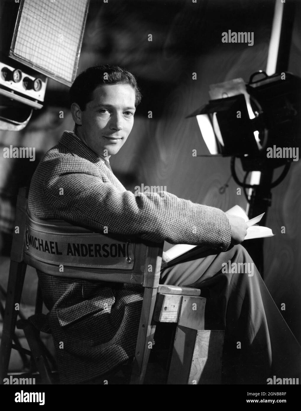 Richard todd the dam busters 1955 hi-res stock photography and images ...