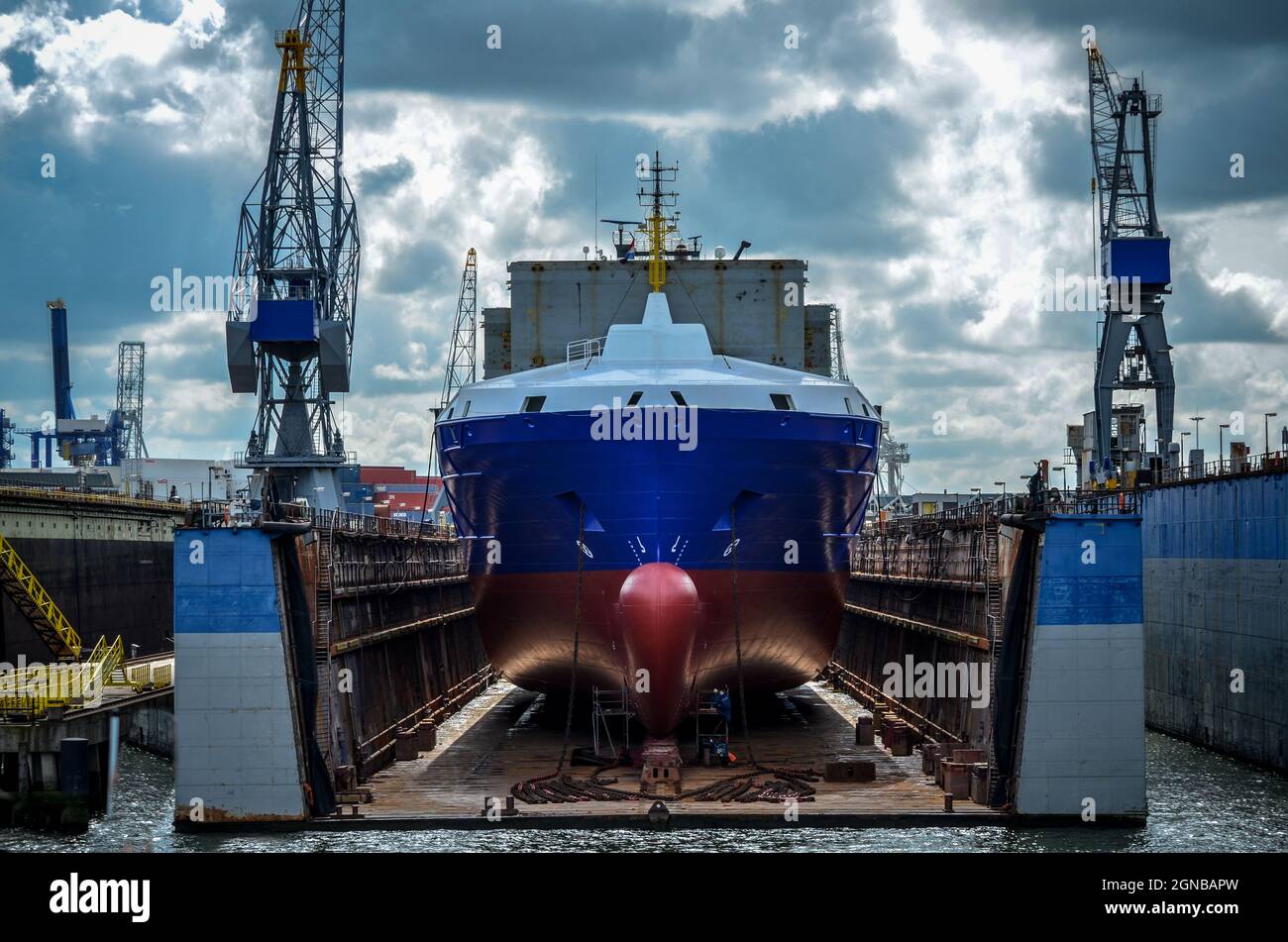 Ship In Dry Dock Rotterdam High Resolution Stock Photography and Images ...