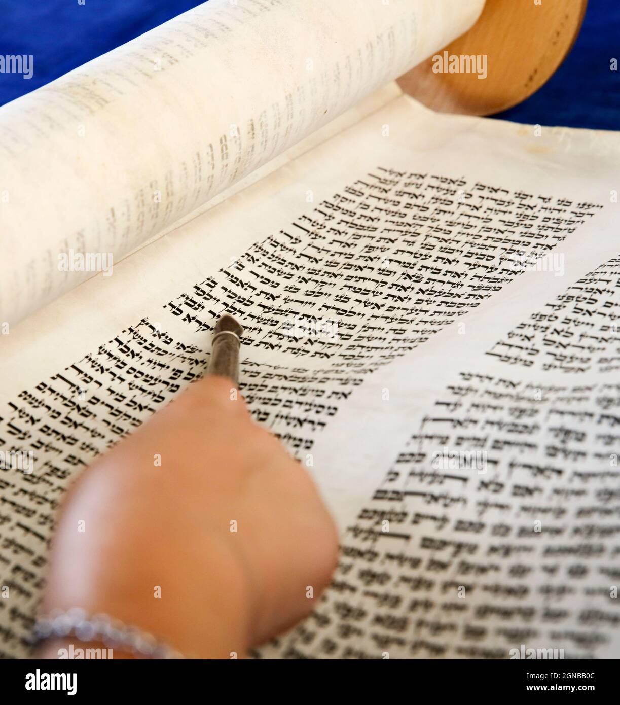 Holy torah hi-res stock photography and images - Alamy