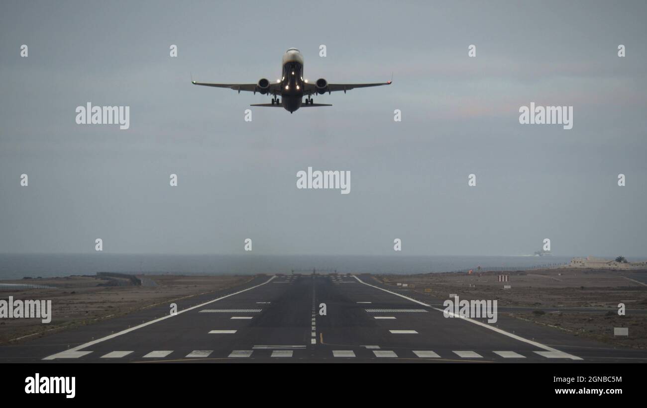 A taking off airplane Stock Photo - Alamy