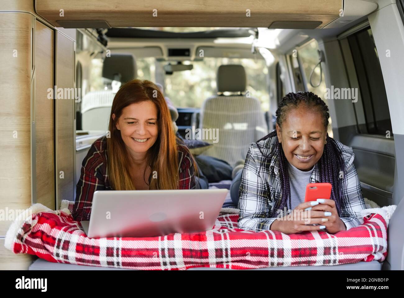 American work and travel hi-res stock photography and images - Alamy
