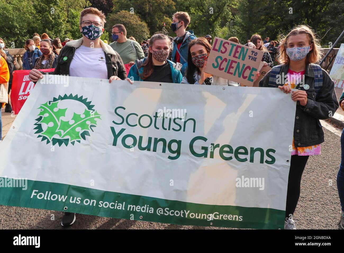 Glasgow, UK. 24th Sep, 2021. "FRIDAYS FOR FUTURE SCOTLAND", a multi campaign organisation ...
