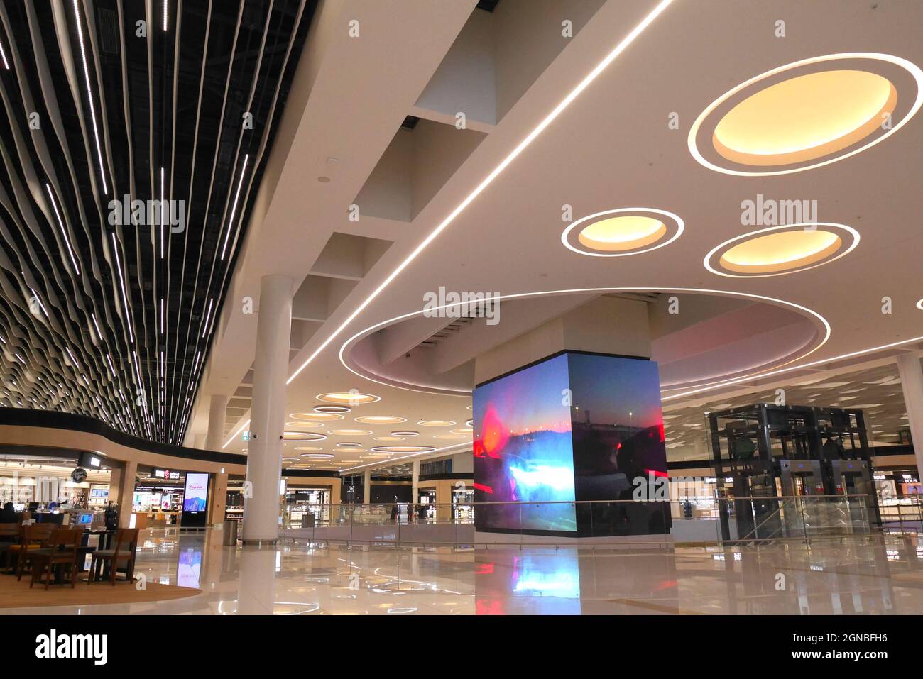 Inside the new passenger terminal, Bahrain International Airport ...