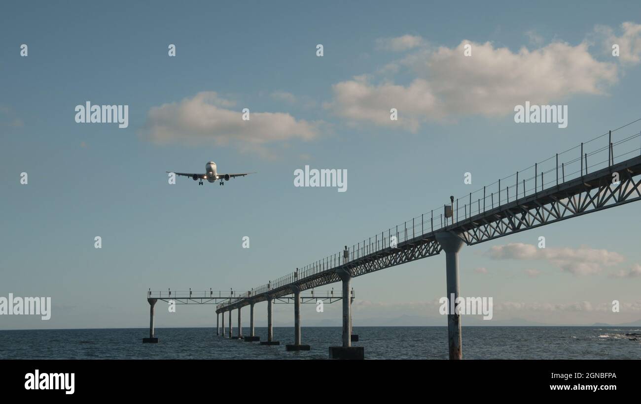 Deep sea pipeline hi-res stock photography and images - Alamy