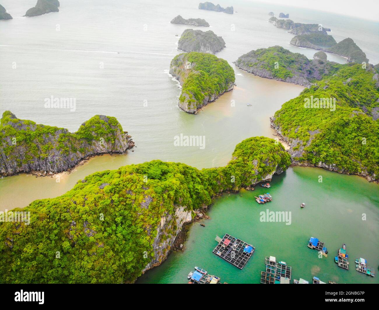 Lan Ha bay in Hai Phong city northern Vietnam Stock Photo - Alamy