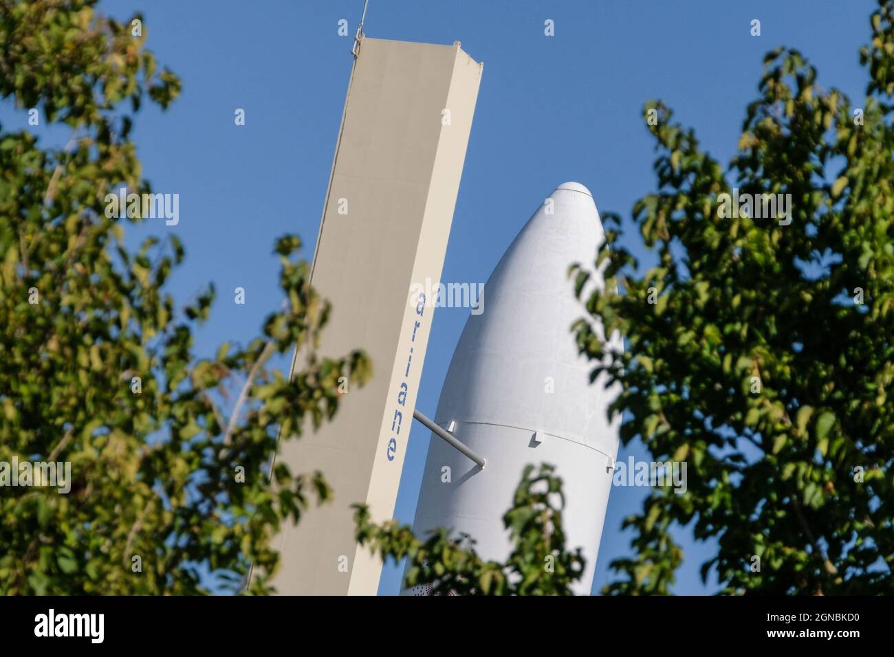 Model rocket ariane group hi-res stock photography and images - Alamy