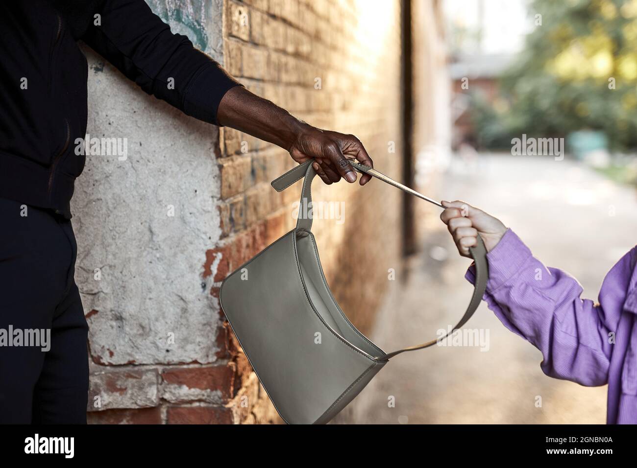 Robber running outside hi-res stock photography and images - Alamy