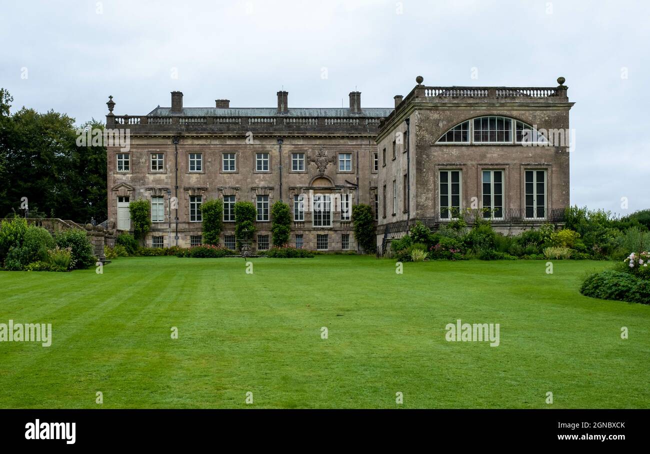 18th century palladian mansion hi-res stock photography and images - Alamy