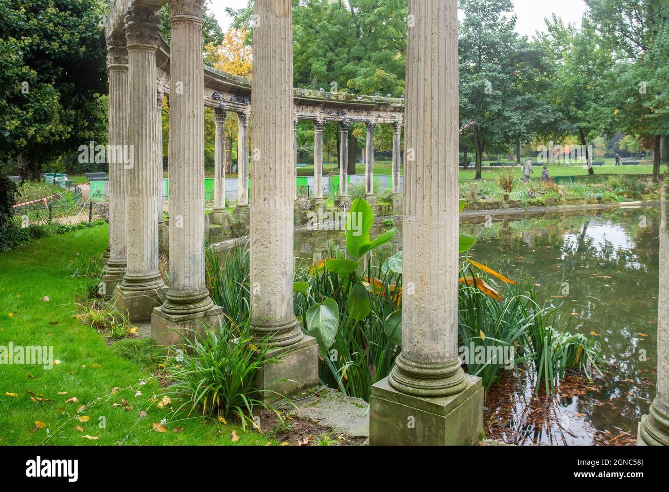 Amazing pond and immitation under ncient Greek Arch - amazing water ...
