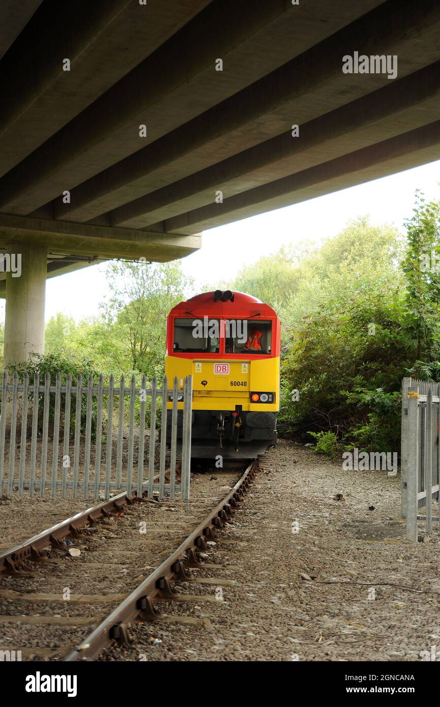 60040 "The Territorial Army Centenary" on the Baglan Bay Branch at the ...