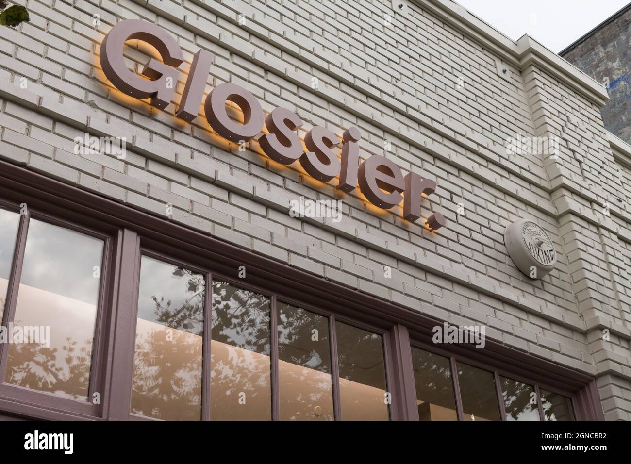 Seattle, USA. 22 Sep, 2021. The new Glossier makeup shop on Capitol ...