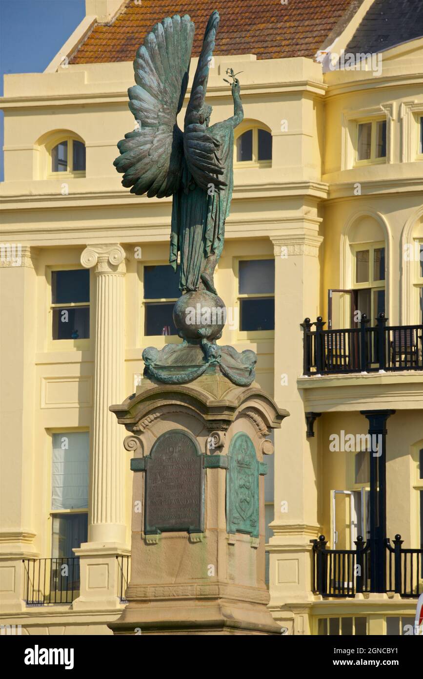 The Peace Statue of 1912 on the Brighton Hove boundary with Regency ...