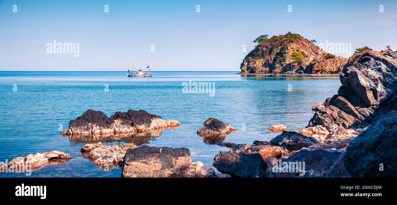 Splendid Mediterranean seascape in Turkey. Panorama of a small azure ...