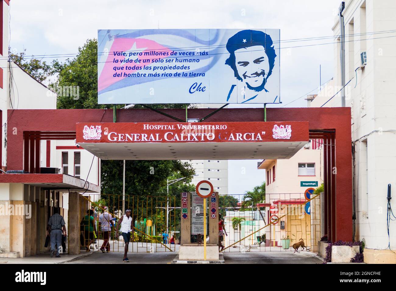 Cuban Hospital High Resolution Stock Photography and Images - Alamy