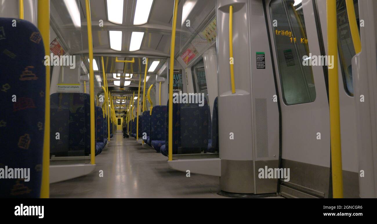 Passengers Getting on the Subway Train Stock Photo - Alamy