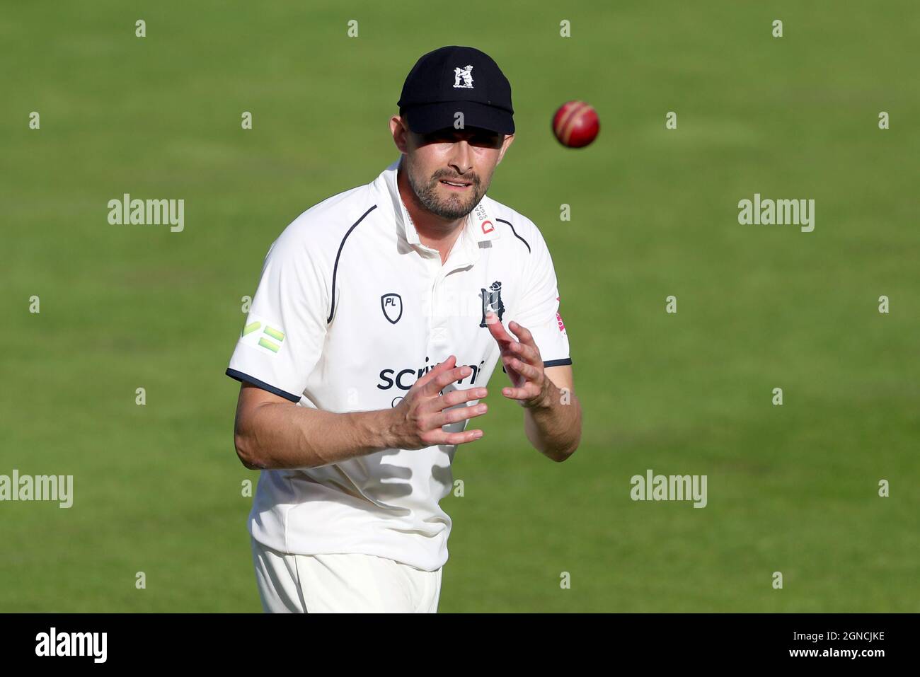 Warwickshire’s Will Rhodes catches a ball during day four of the LV ...